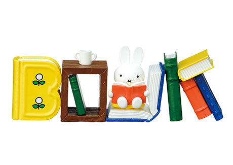 Miffy and friends collection of words (1 Random Box) (Re-ment Blind Bo ...